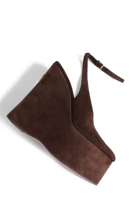 NAKED WOLFE Tansy Patent Wedge Sandals With Ankle Strap - Brown