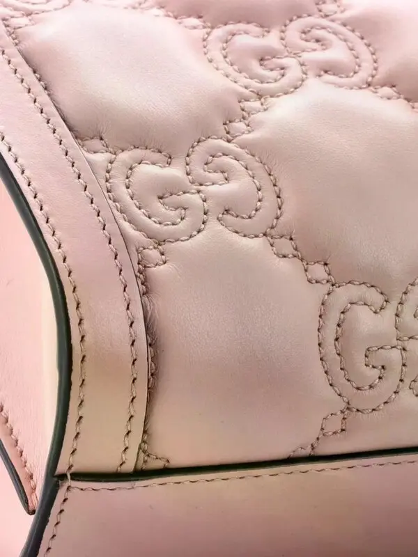 Gucci Gg Matelassé Leather Small Shoulder Bag - Pink