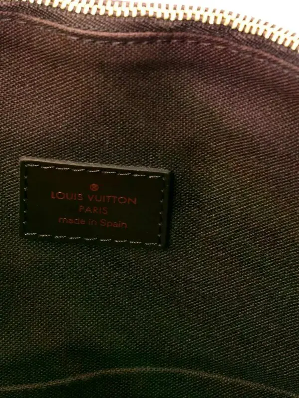 LOUIS VUITTON Cabas Beaubourg Damier Tote