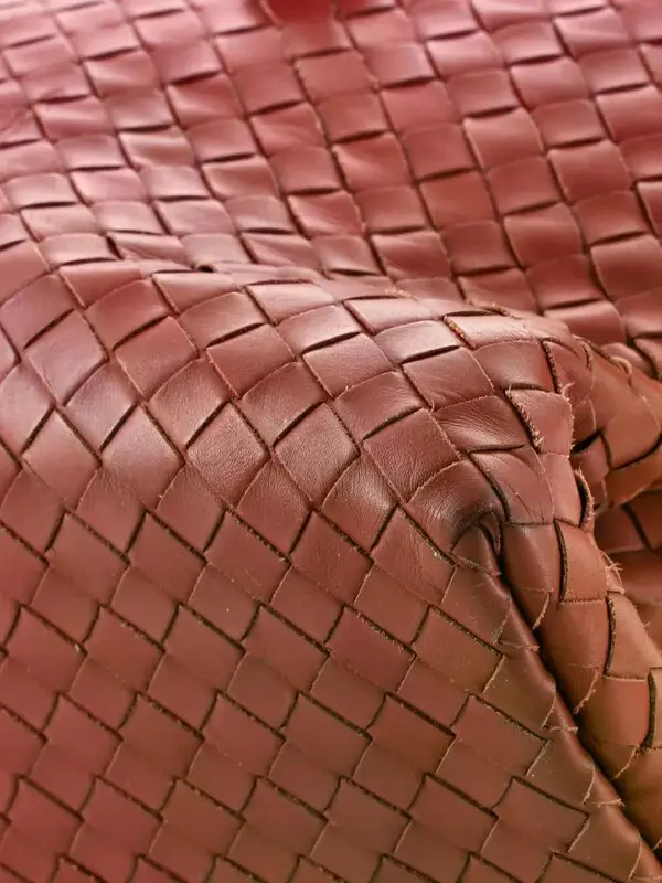 Bottega Veneta Roma Intrecciato Nappa Medium Tote - Pink