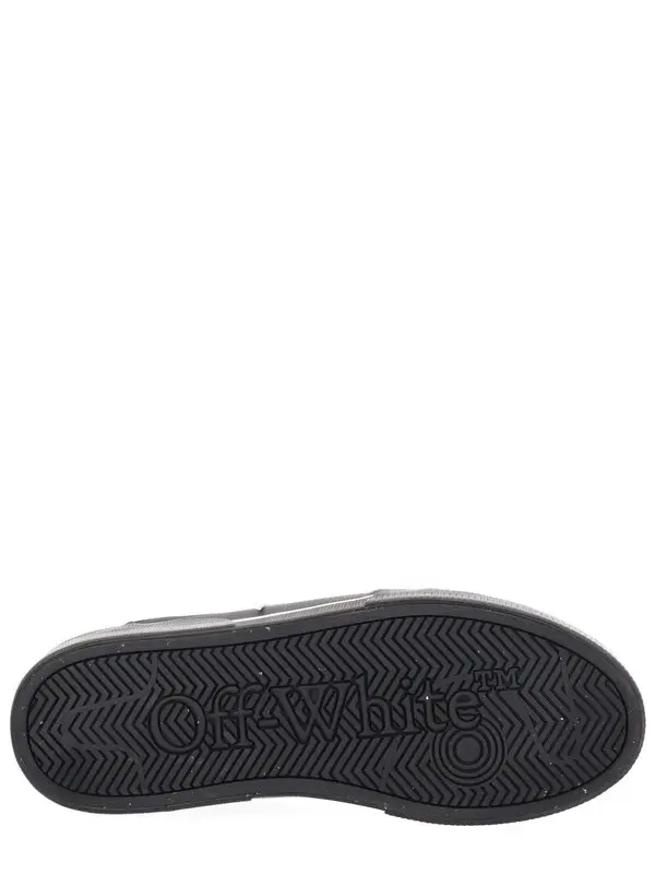 Off-White Vulc Low Sneakers - Black