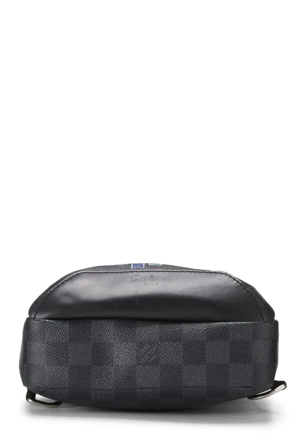LOUIS VUITTON Damier Graphite Interlinked Avenue Sling