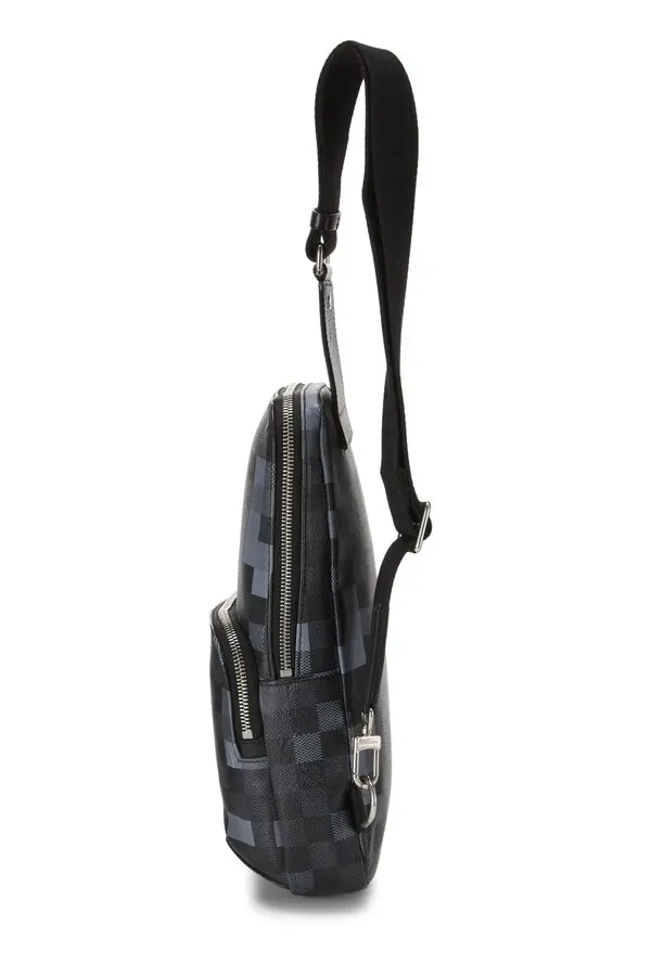 LOUIS VUITTON Damier Graphite Pixel Avenue Sling