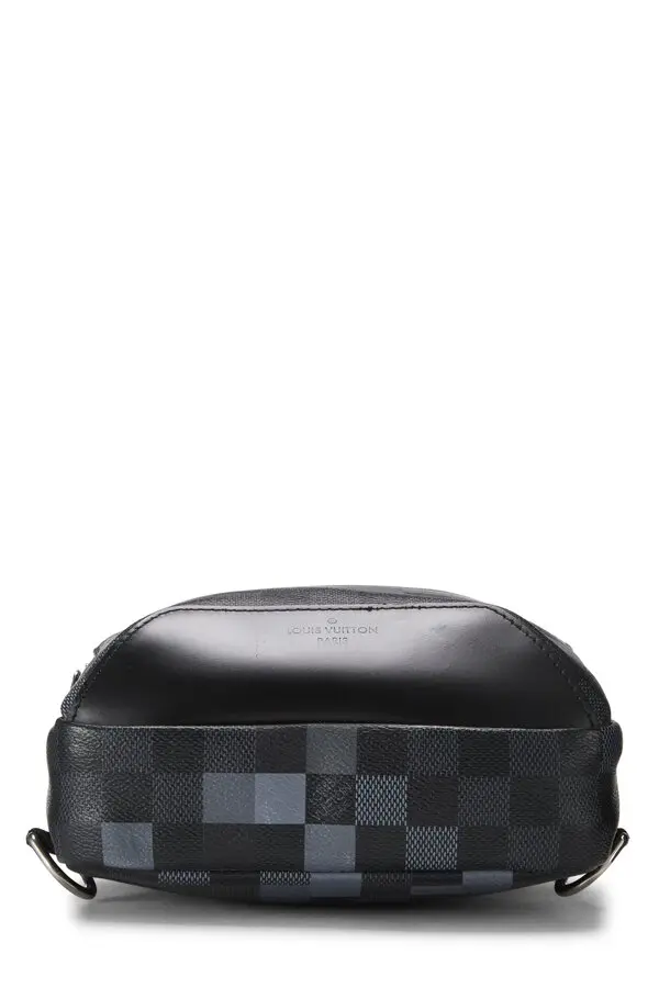 LOUIS VUITTON Damier Graphite Pixel Avenue Sling