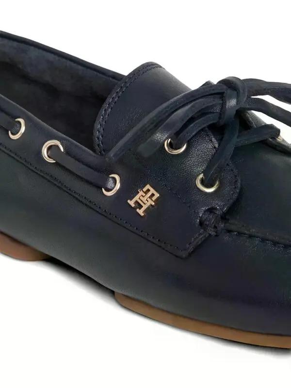 Tommy Hilfiger Lace-up Leather Boat Shoes