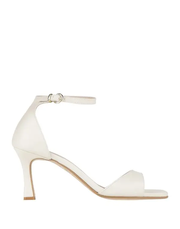 NILA & NILA Sandals With Buckle Fastening