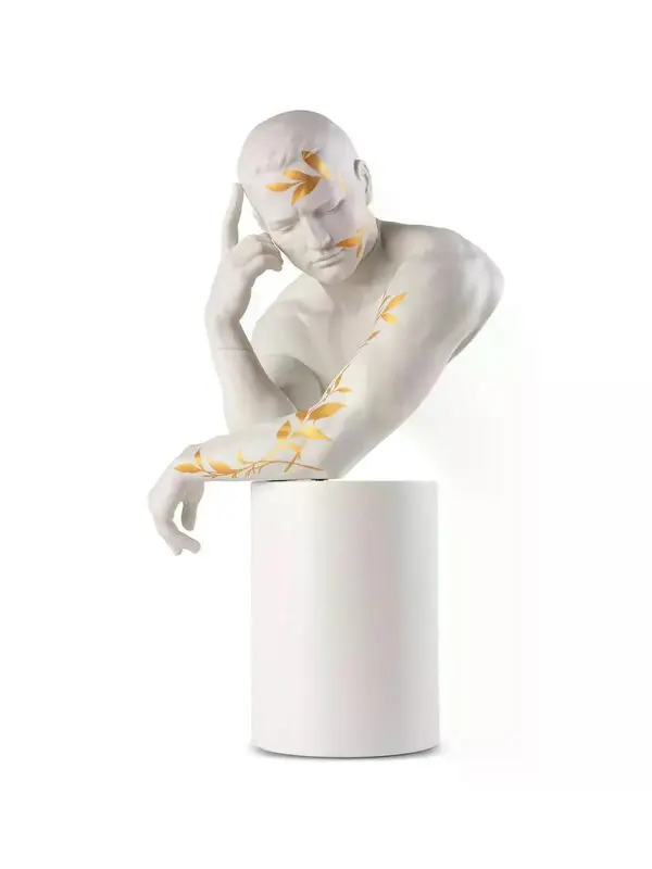 LLADRO Reflections Of Nature Sculpture - White