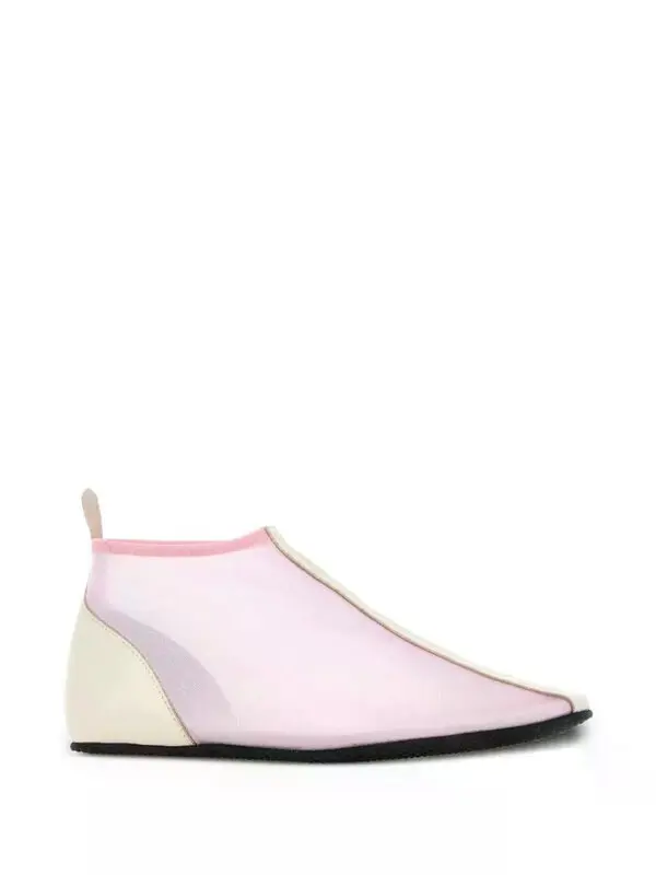 Gimaguas Round-toe Sneakers