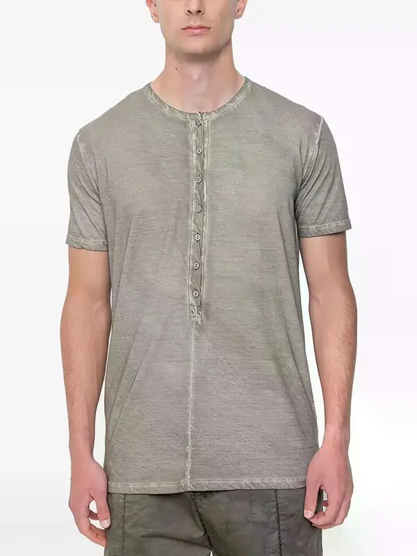 MD75 Buttoned T-shirt