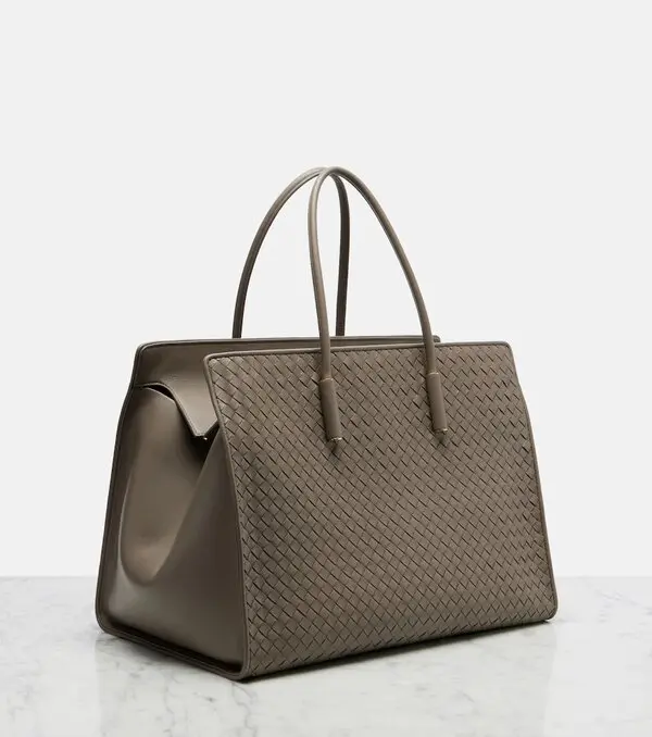 Bottega Veneta Barbara Medium Leather Top-handle Bag - Grey