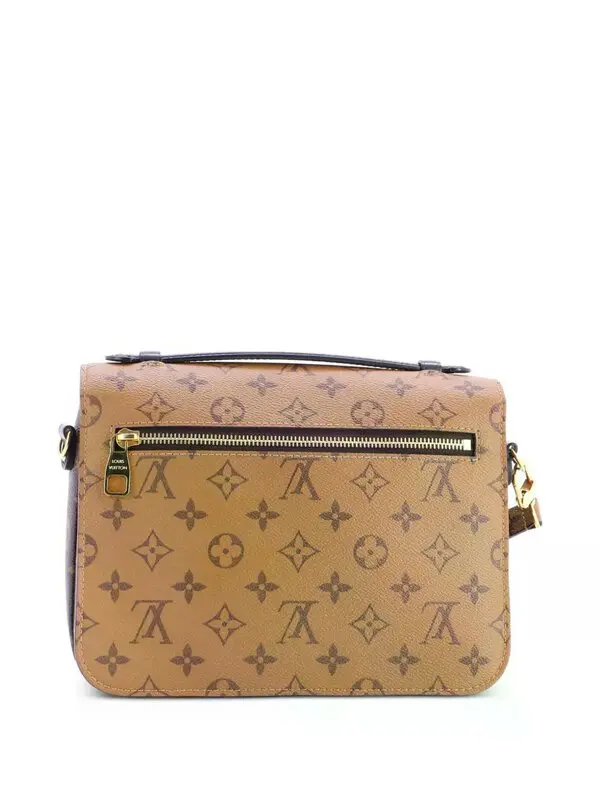 LOUIS VUITTON Pochette Metis Reverse Monogram Canvas - Brown