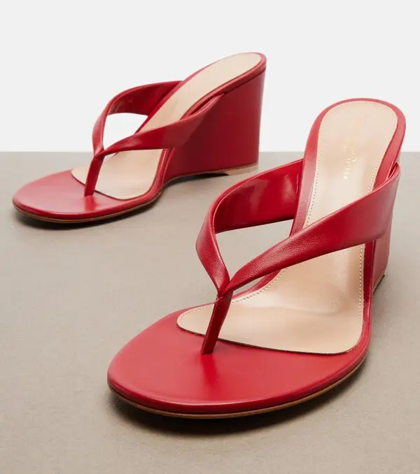 GIANVITO ROSSI Leather Wedge Thong Sandals
