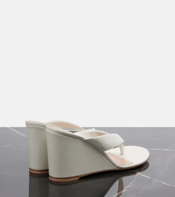 GIANVITO ROSSI Leather Wedge Thong Sandals