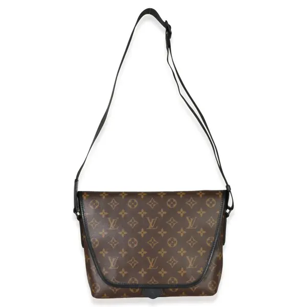 LOUIS VUITTON Monogram Macassar Canvas Magnetic Messenger