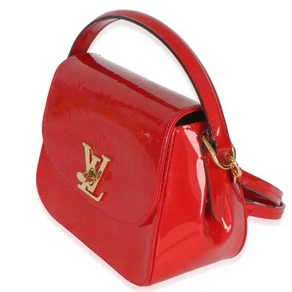 LOUIS VUITTON Monogram Vernis Pasadena Shoulder Bag - Red