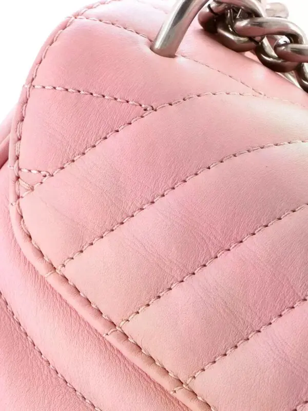 LOUIS VUITTON New Wave Chain Bag Quilted Leather Mm