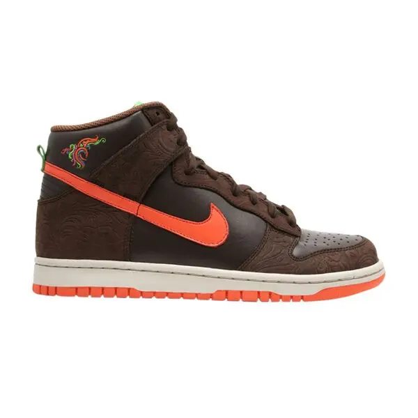 Nike Dunk High Premium Sneakers - Brown