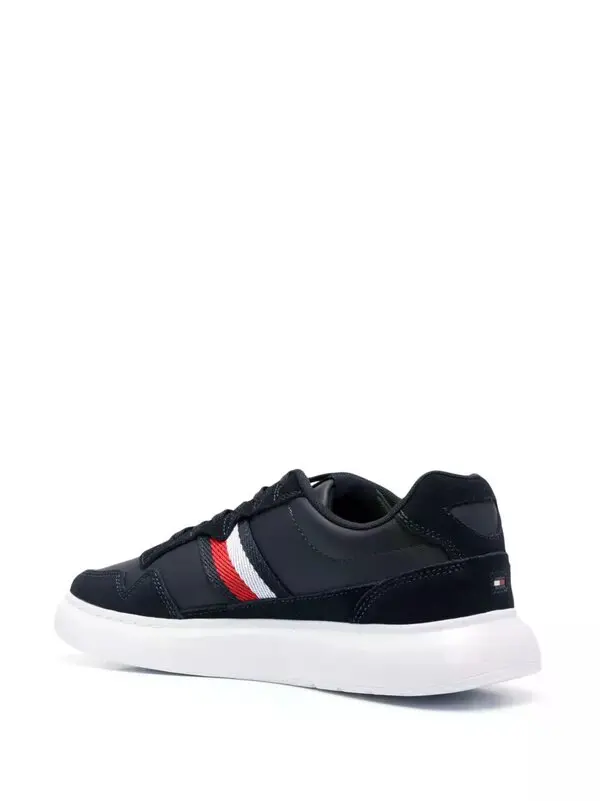 Tommy Hilfiger Stripe Detailing Low-top Sneakers