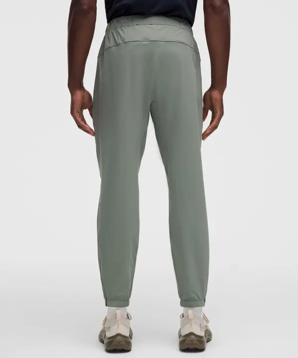 Lululemon Mile Maker Jogger - Willow Leaf