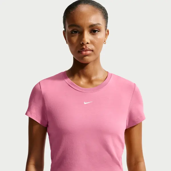 Nike Sportswear Chill Knit Cropped T-shirt - Pink
