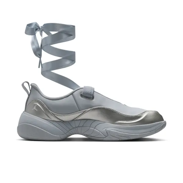 JORDAN Pointe Sneakers With Ribbon Fastening - Grey