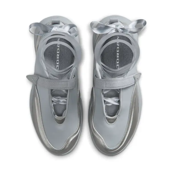 JORDAN Pointe Sneakers With Ribbon Fastening - Grey