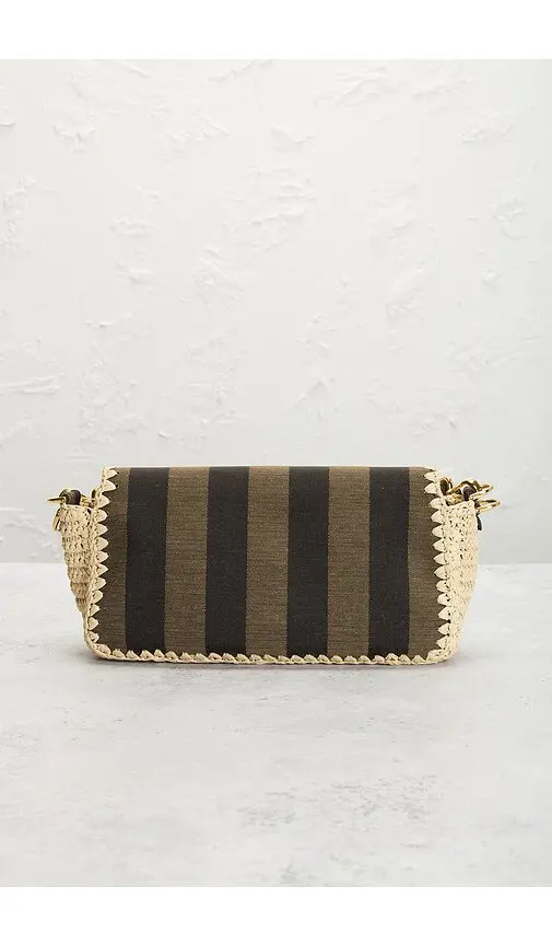 Undefined Fendi Pequin Baguette Shoulder Bag