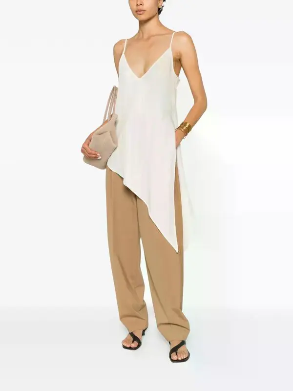 COVERT Asymmetric-hem V-neck Top