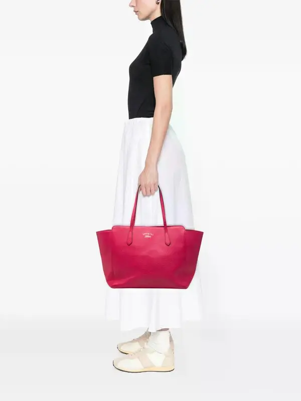 Gucci 2000-2015 Medium Leather Swing Tote Bag
