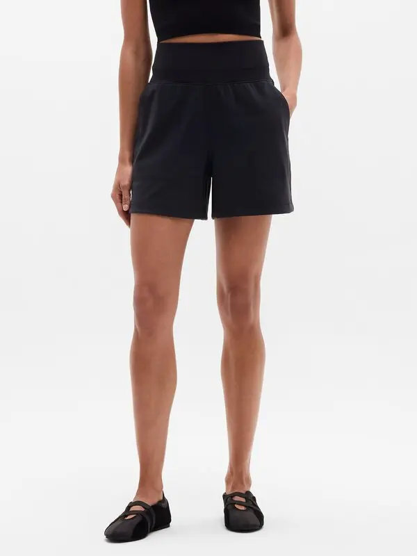 Athleta Venice 5" Short - Black