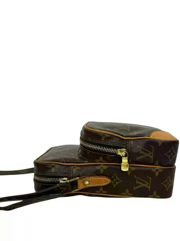 LOUIS VUITTON 2001 Monogram Amazone Crossbody Bag