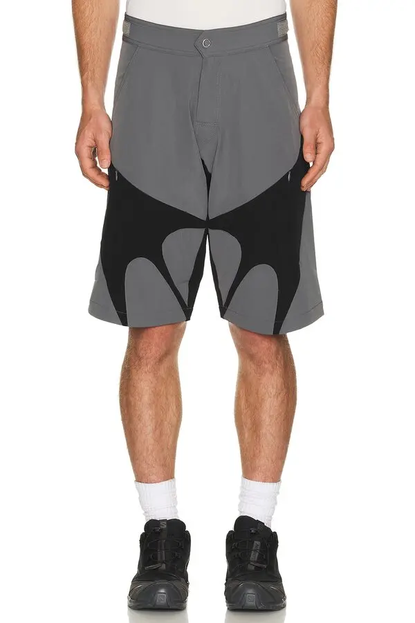 METALWOOD STUDIO Machine Short