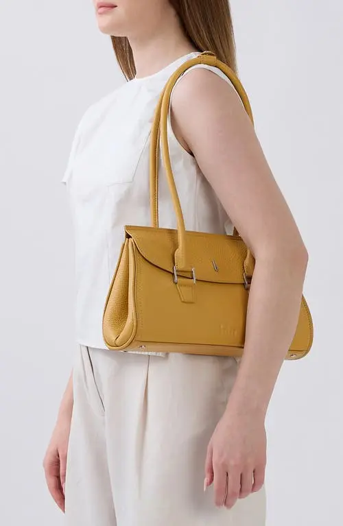 BEHNO Coco Baguette Pebble Leather Shoulder Bag - Bisque