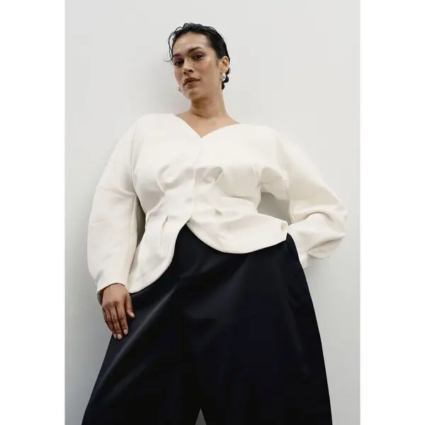 11 HONORE Crescent Moon Jacket - Vanilla Ice