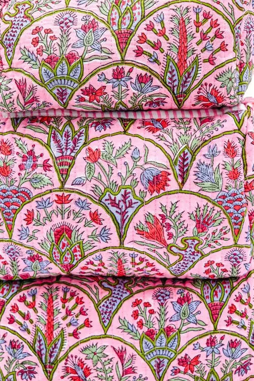 INNER CHILD Arch Toiletry Bag Set Of 3 - Pink