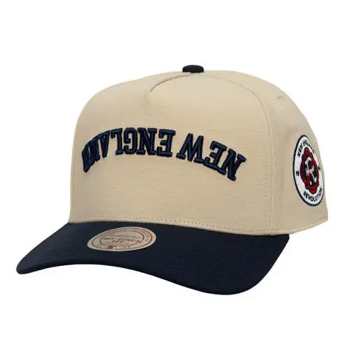 Mitchell & Ness Navy New England Revolution Upside Down Pro Pinch Snapback Hat