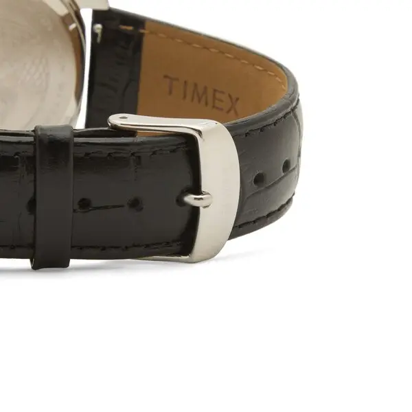 TIMEX Q 1978 Red Vega Reissue Watch