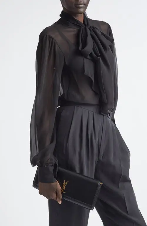 Saint Laurent Kate Leather Clutch On A Chain - Noir