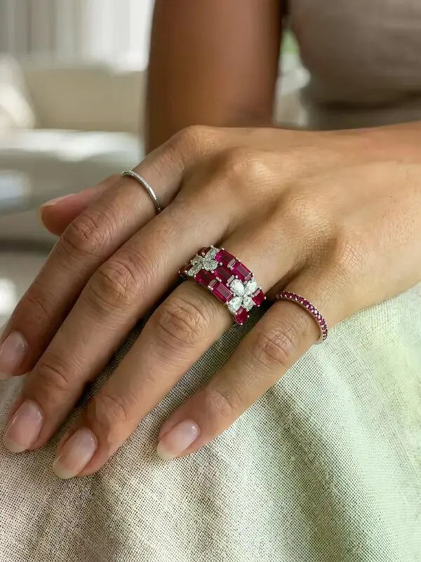 HYT JEWELRY 3.02ct Ruby And 1.08ct Diamond Band Ring In 18k White Gold