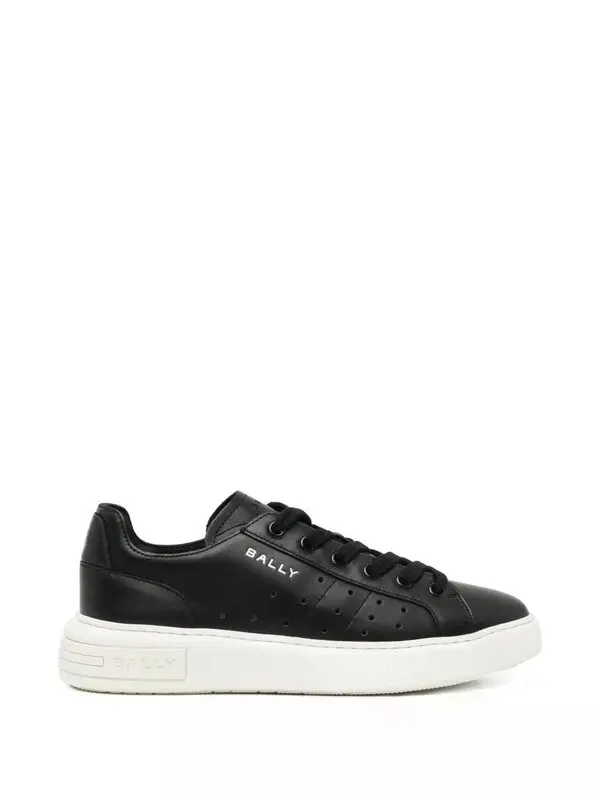 Bally Lift Trainers