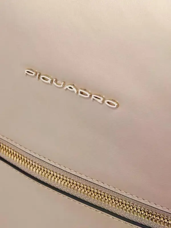 PIQUADRO Patricia Leather 14 Backpack - Neutrals