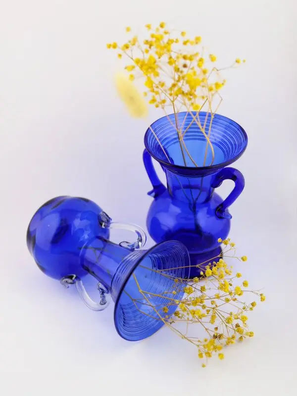GORDIOLA Ibis Glass Vase - Blue