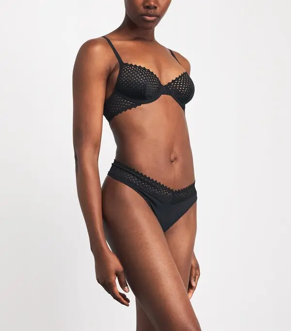 Wolford Romantic Net Thong - Black