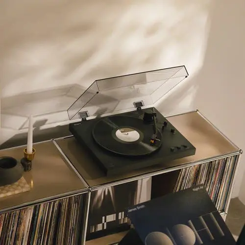SONY Ps-lx5bt Full Auto Turntable With Bluetooth Connectivity