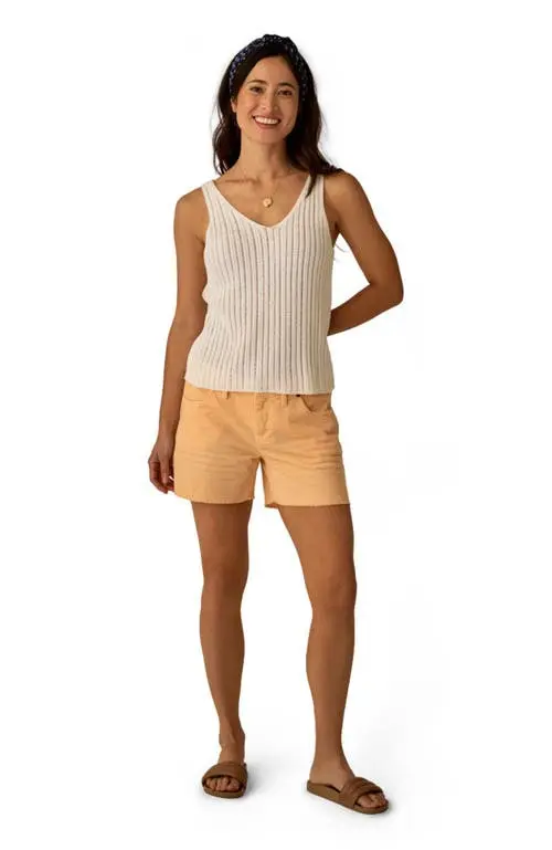 Carve Designs Oahu 4" Relaxed Corduroy Shorts - Apricot