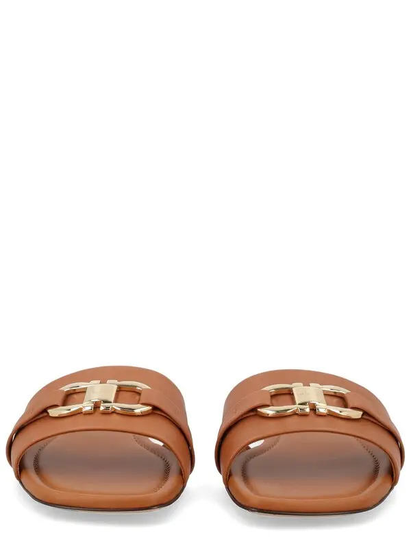 FERRAGAMO Slide Gancini - Buff