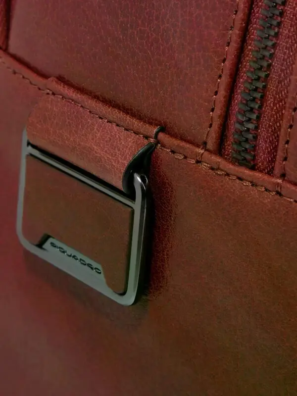 PIQUADRO Leather Duffle