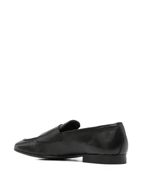 LEQARANT Grained Leather Loafers