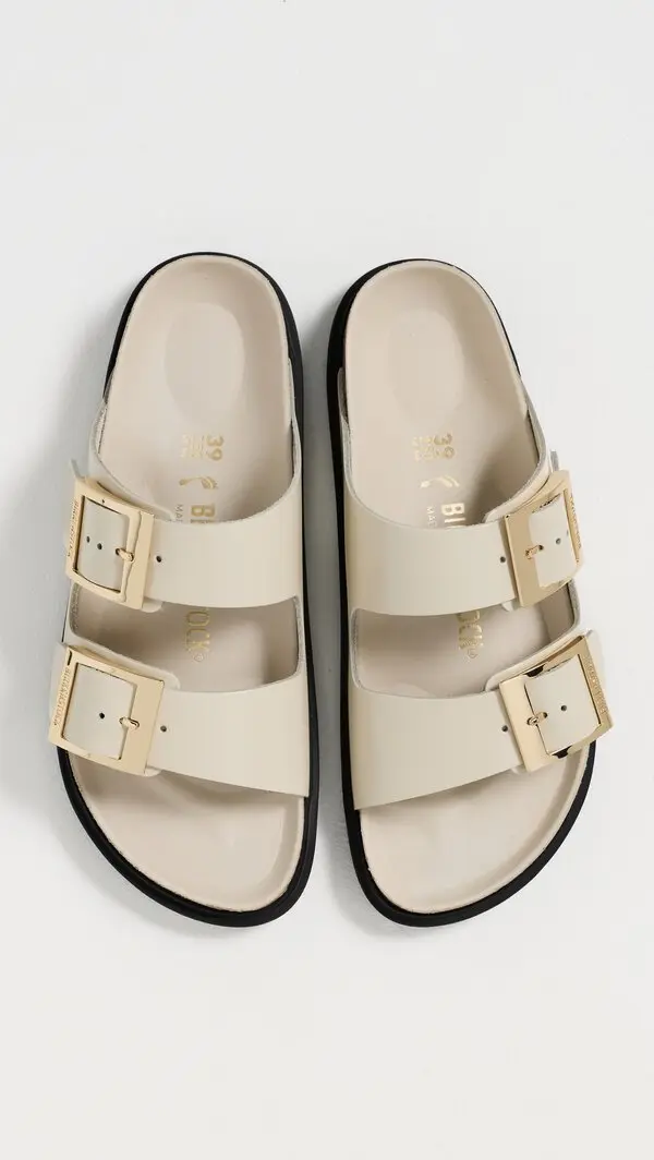 BIRKENSTOCK Arizona Droplet Buckle High Shine Sandals - Ecru