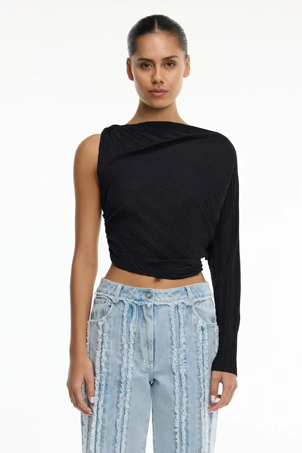 Significant Other Nesta Ribbed Knit Asymmetrical One-shoulder Long Sleeve Top - Black